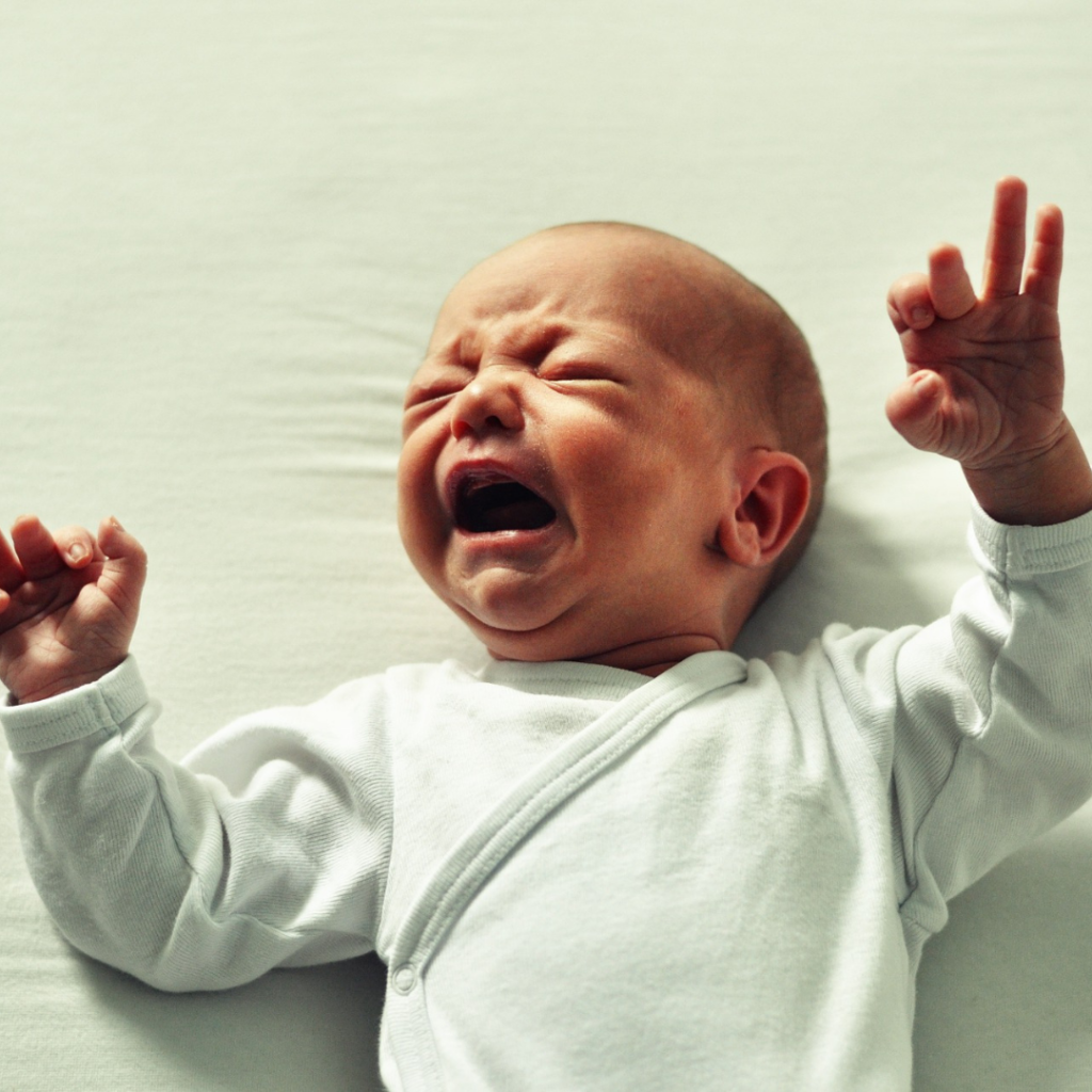 Colic in babies- An ultimate guide of symptoms, causes and remedies